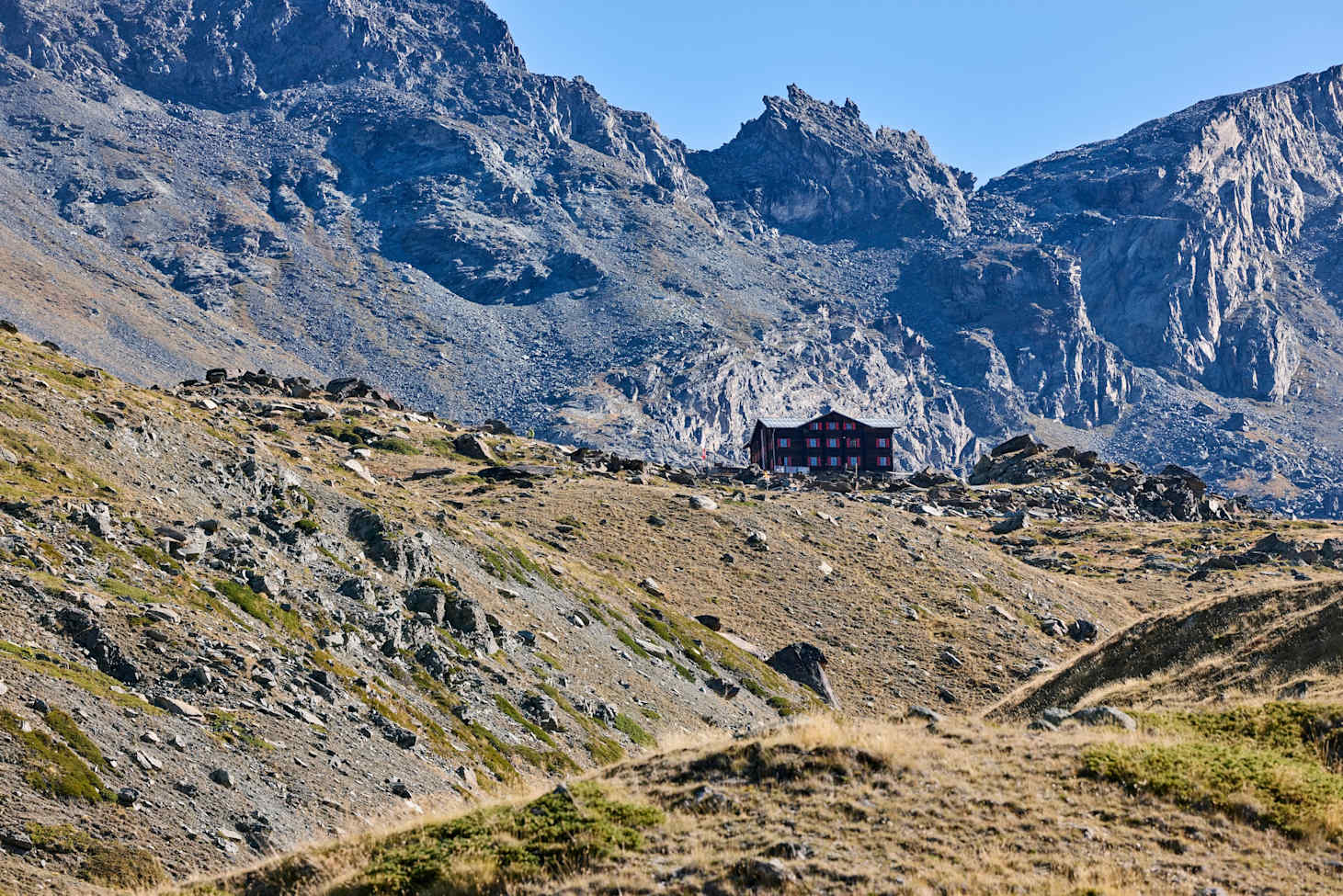 Bergrestaurant Fluhalp - Touren, Wetter, Zimmer - Bergwelten
