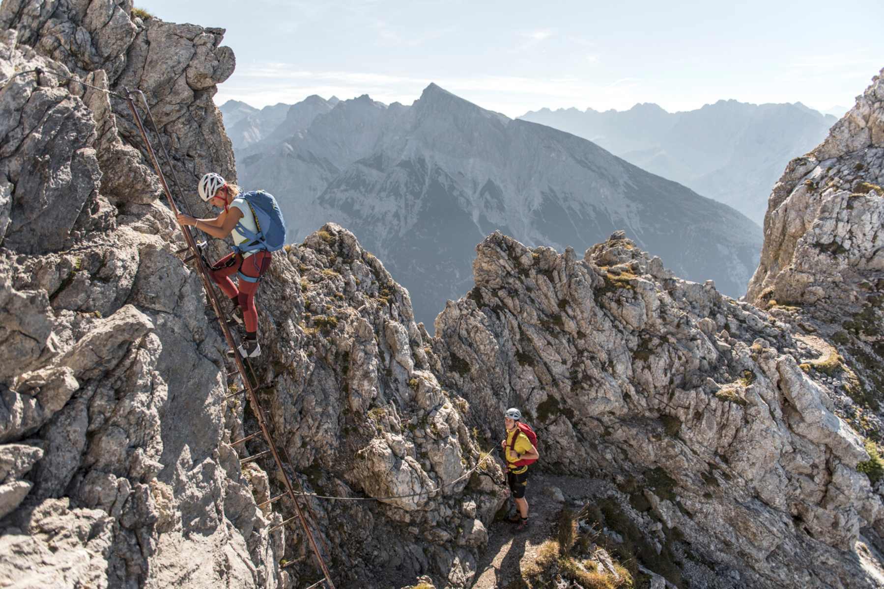 Klettersteige: Mittenwalder Höhenweg - Klettersteig (B) - 8:00 h - 12 ...