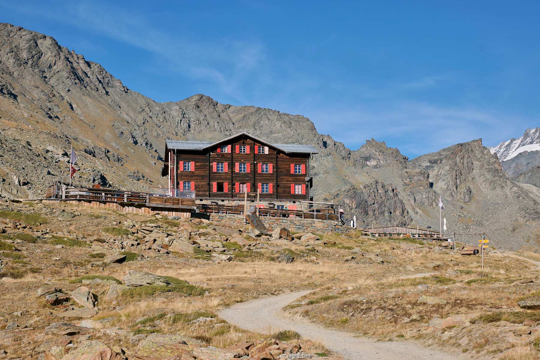 Wandern: Wanderung zum Bergrestaurant Fluhalp von der Bergstation ...