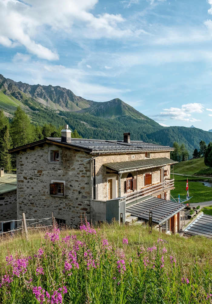 Wandern im Val da Camp - Bergwelten