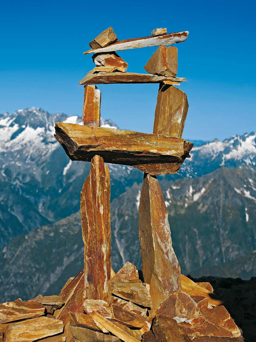 Wandern: Bristen über den Nordostgrat – Etappe 2: Bristenseehütte ...