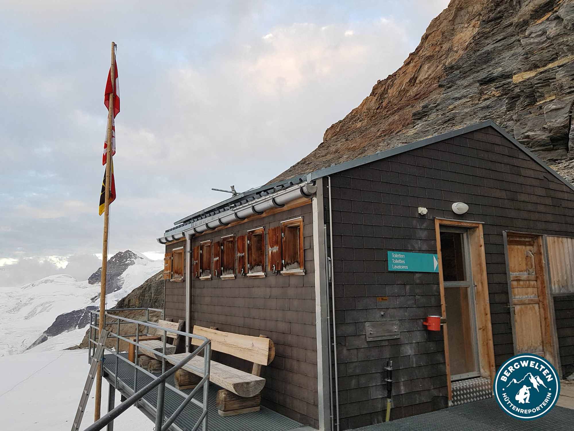 Mönchsjochhütte Wallis - Touren, Wetter, Zimmer - Bergwelten