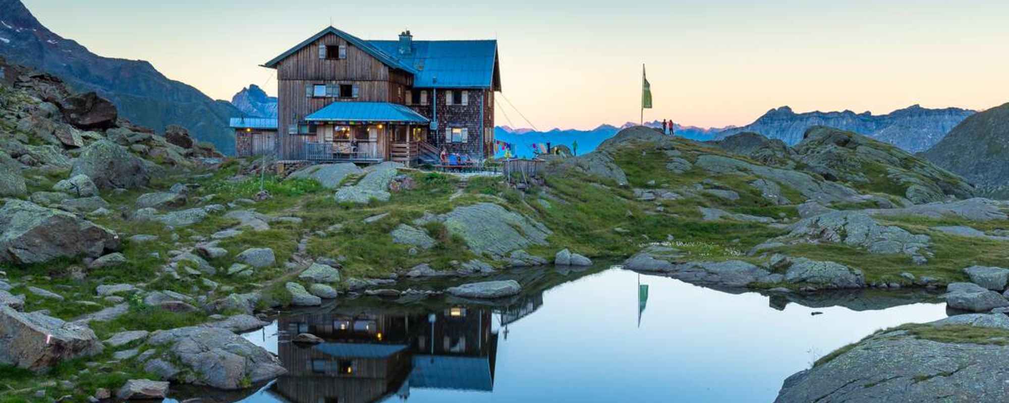 Tourentipp: Auf die Edelweißhütte am Schneeberg - Bergwelten